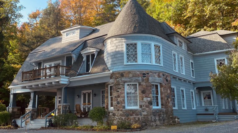 GALLERY - Fall Brook